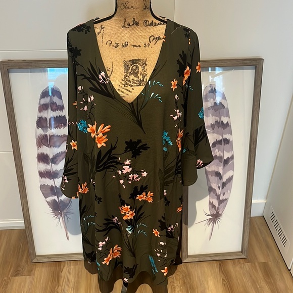 City Chic | Dresses | City Chic Midi Dress | Poshmark
